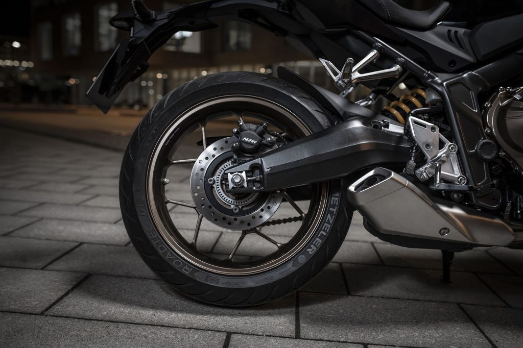 CB 650 R - Honda Moto