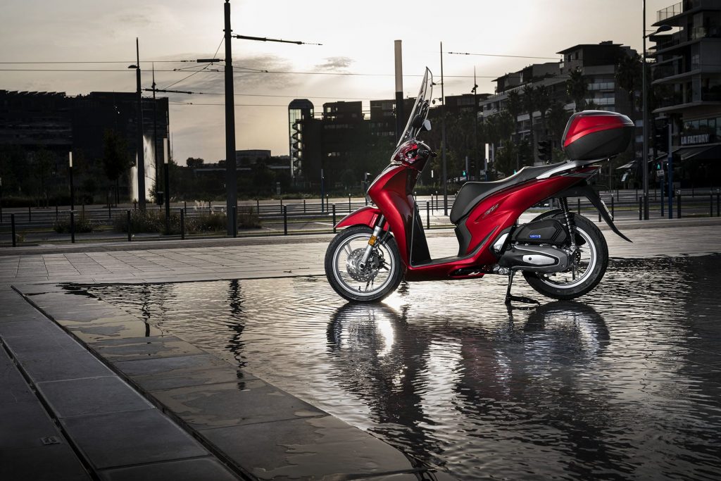 Scutere Honda 125cc: Descopera Eficienta si Confortul | Honda Moto