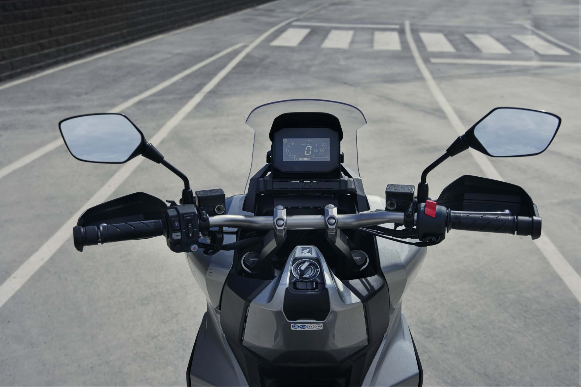 Honda ADV 350 Scuter | Honda Moto