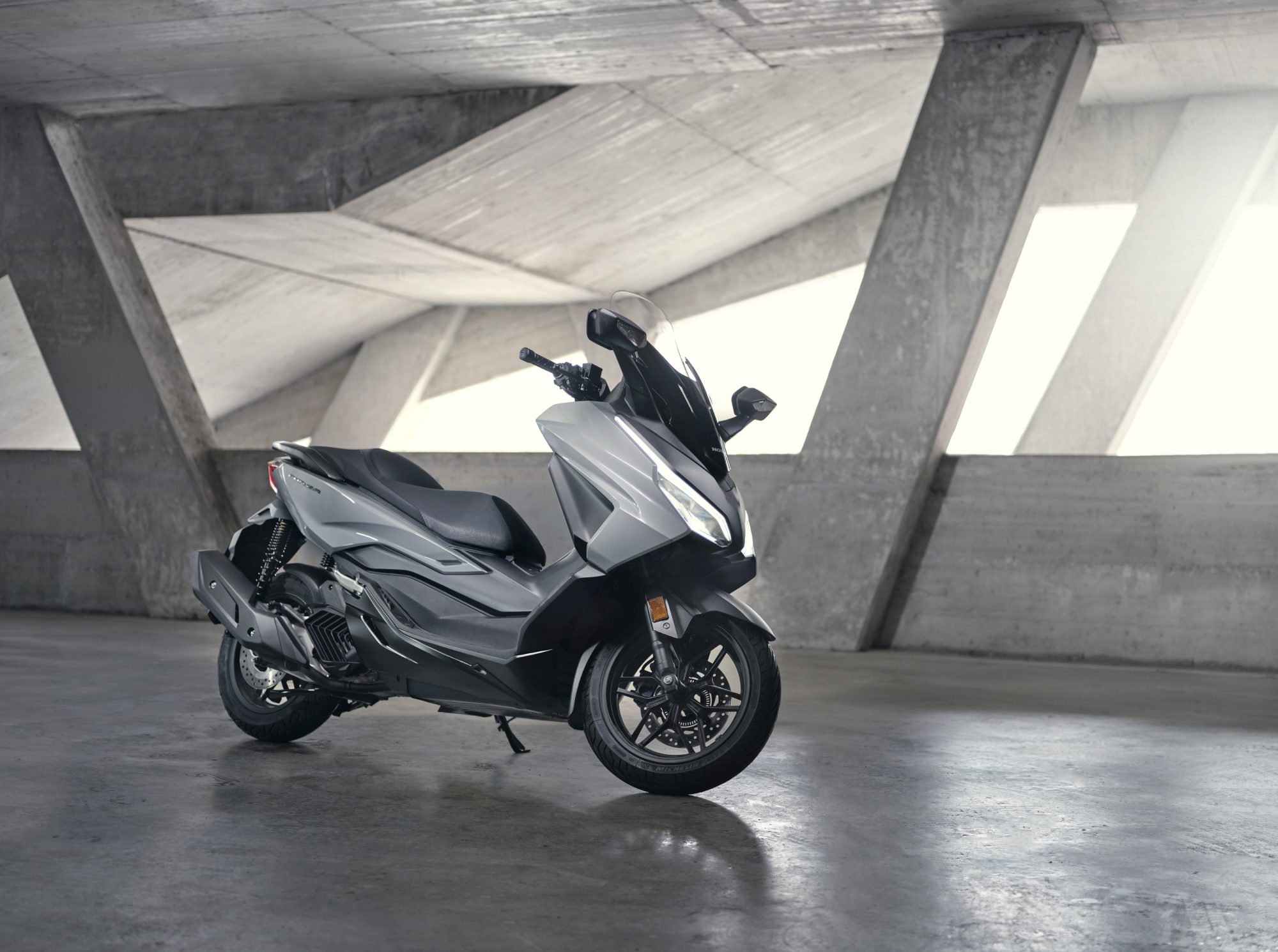 Honda FORZA 125 Scuter | Honda Moto