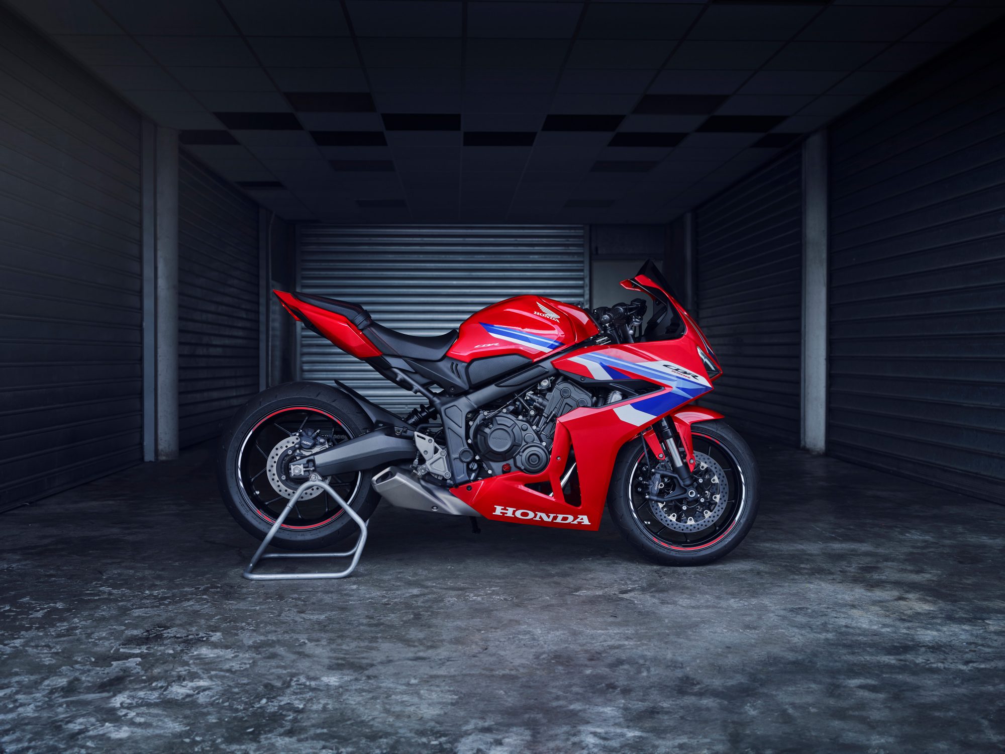 CBR 650 R - Honda Moto